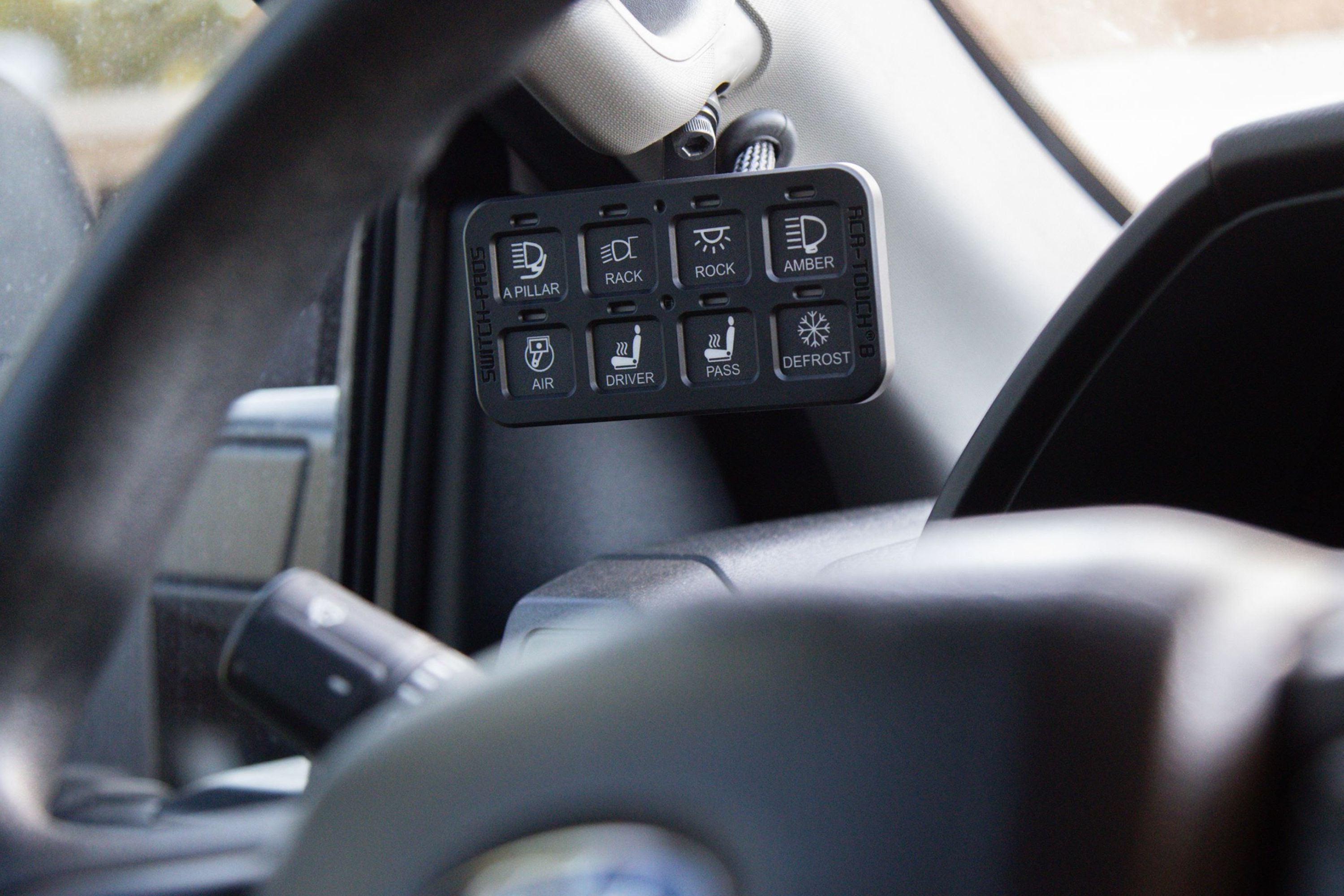 SP9100 SWITCH PANEL POWER SYSTEM WITH FORD SUPER DUTY MOUNTING KIT ...